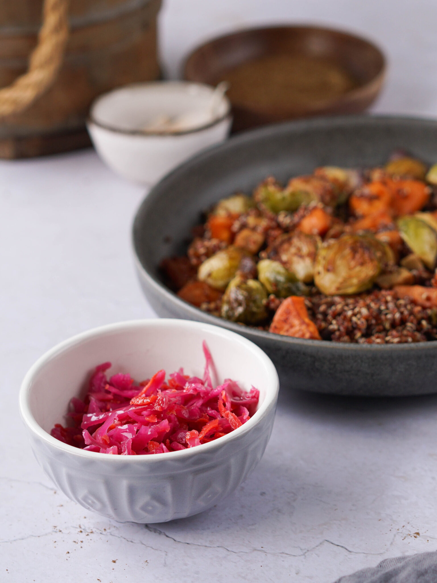 Pečený ružičkový kel s batátmi a quinoou | Soňa Maléterová | Láskavé ...